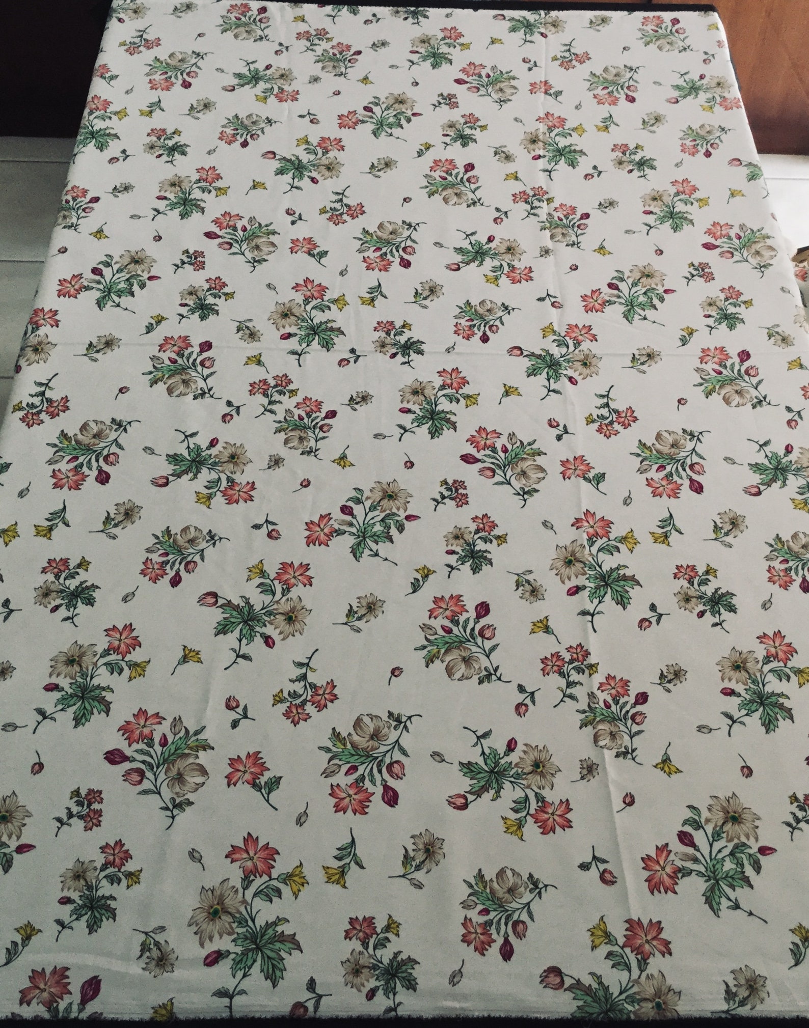 Elegante tela con estampado floral con base blanca | Etsy