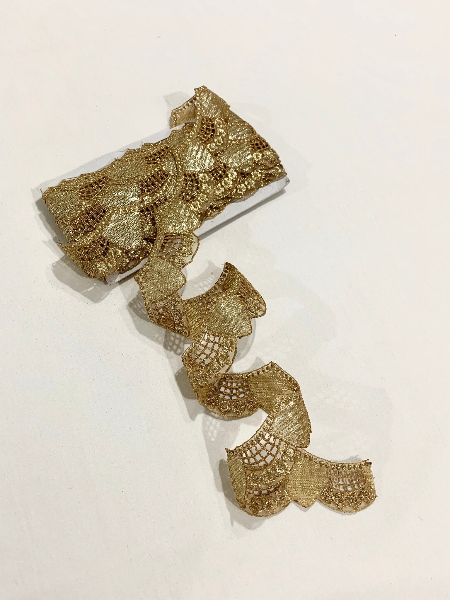 Gold Embroidered Trim, Scalloped Golden Cut Work Trim, Golden Edging ...