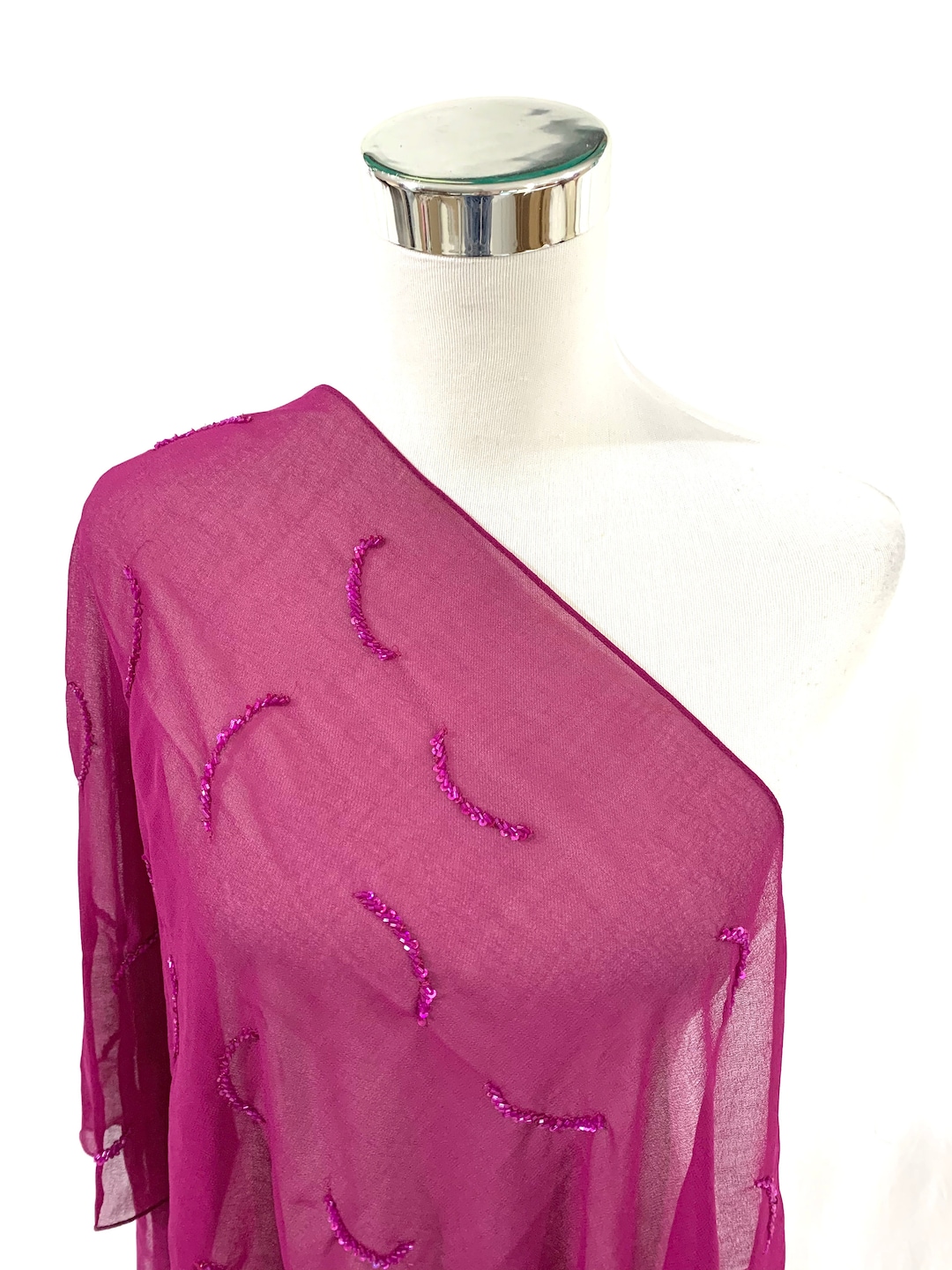 Magenta Georgette Shawl, Hand Embroidered Magenta Shawl, Hijab Shaw ...