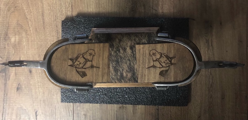 ENGRAVED RED OAK Trophy Spur Display Stand the Perfect - Etsy