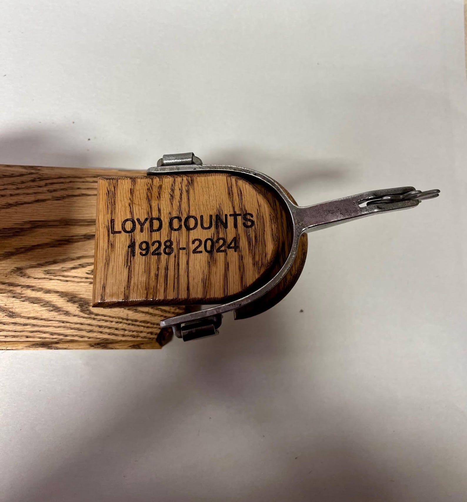 Engraved Red Oak Trophy Spur Display Stand – Heirloom Keepsake - Etsy