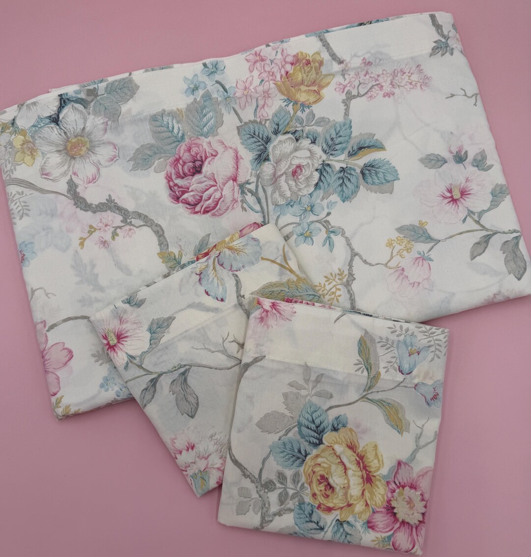 Vintage Thomaston Cabbage Rose Floral Sheet With Matching Pillowcases ...