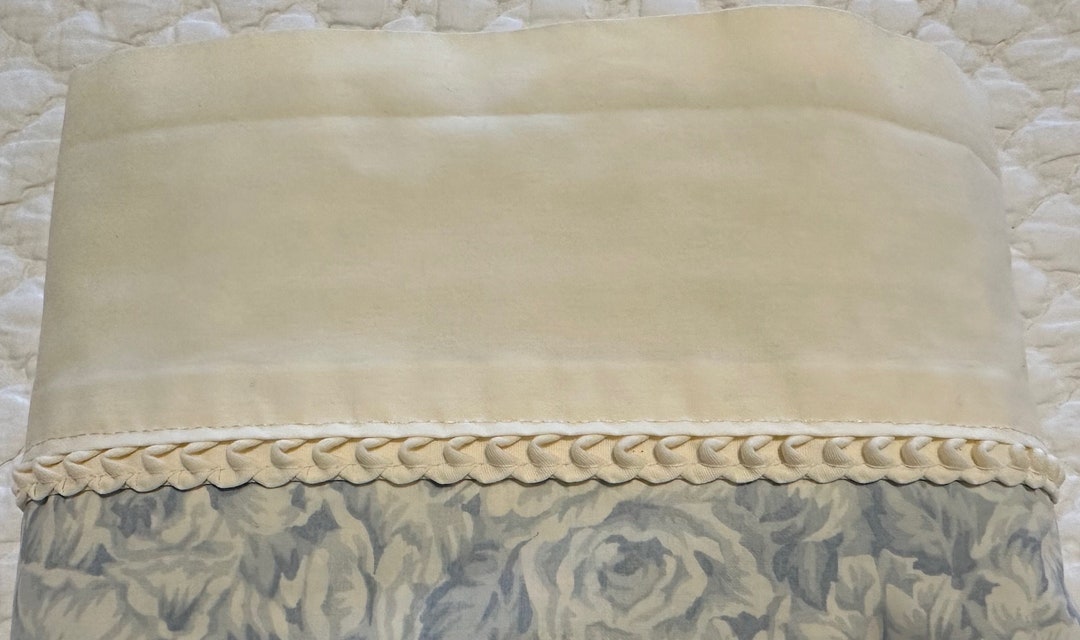 Vintage Blue Rose Floral Sheet - Etsy