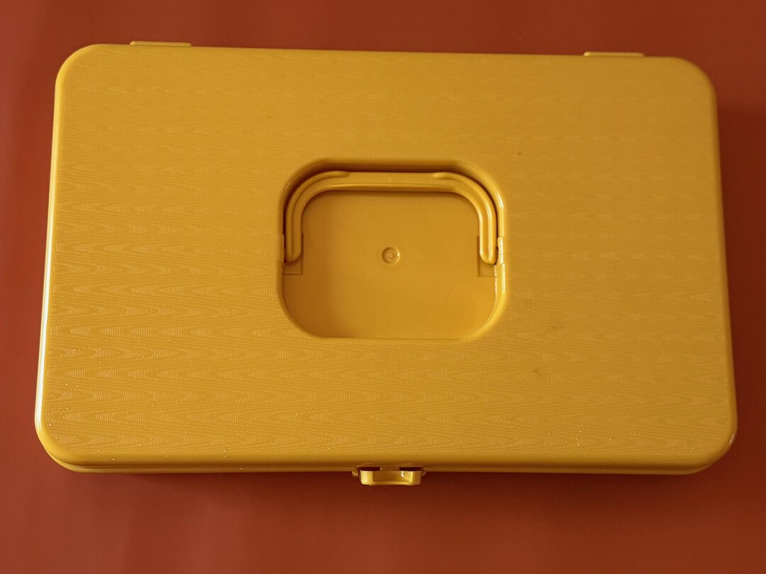 Vintage Wilson Wil Hold Thread Box, Vintage Thread Bobbin Holder, MCM ...