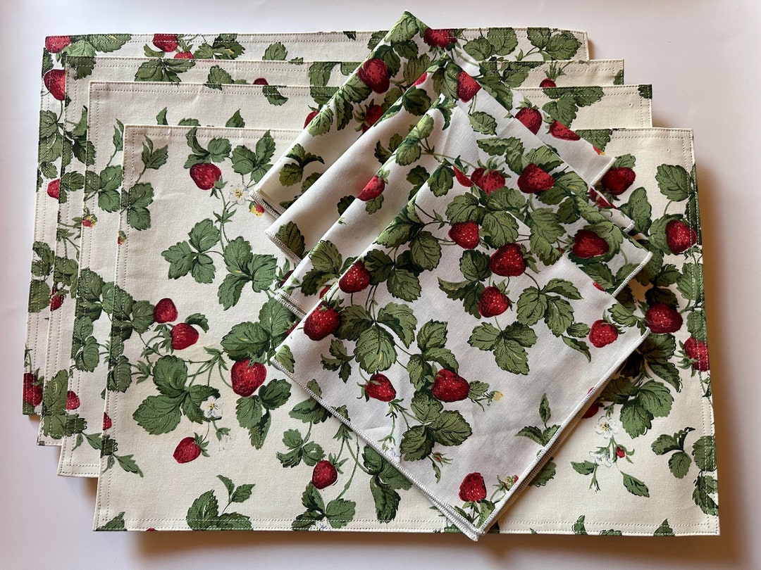 Strawberry Placemat Napkin Set of 4 - Etsy