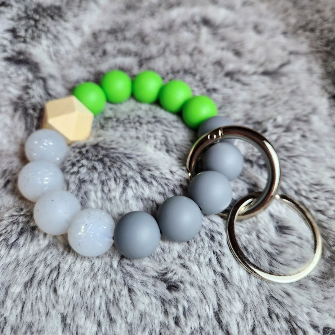 Green & Glitter Silicone Keychain Bracelet Elastic Wristlet Keychain ...
