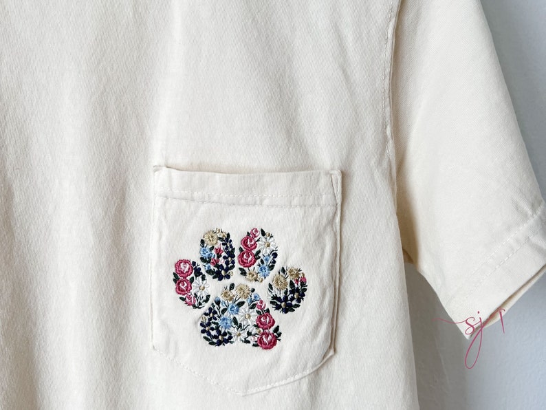 Floral Paw Print Embroidered Pocket Tee Vintage Inspired - Etsy