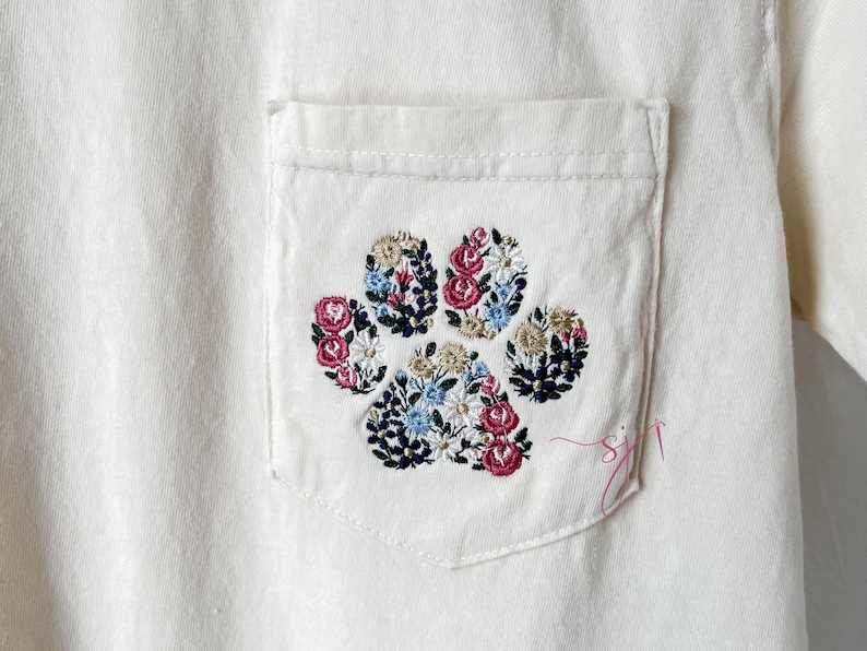 Floral Paw Print Embroidered Pocket Tee Vintage Inspired - Etsy