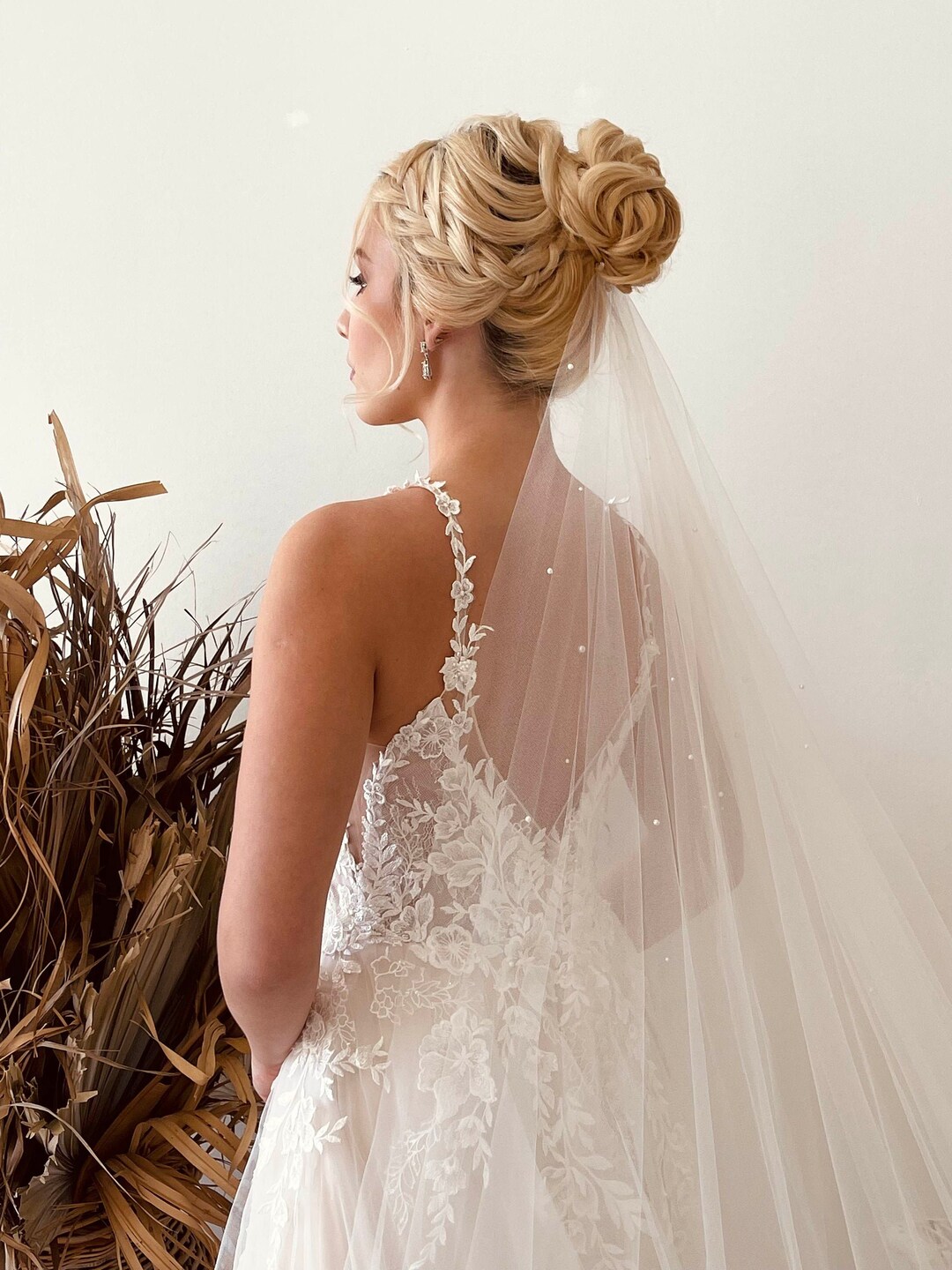 Pearl wedding veil, lightly scattered pearls, veil with hand sewn ...