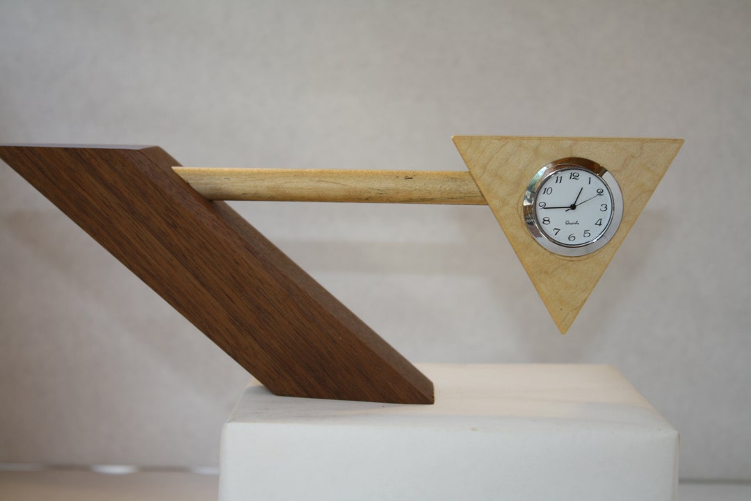Counterbalanced Desk Clock - Etsy