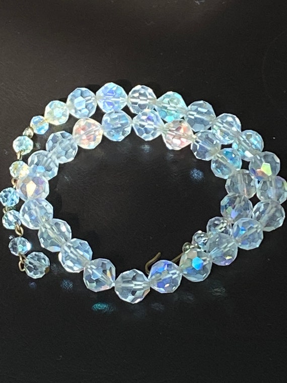 Hand Made Graduated Clear Crystal Necklace with Magne… - Gem