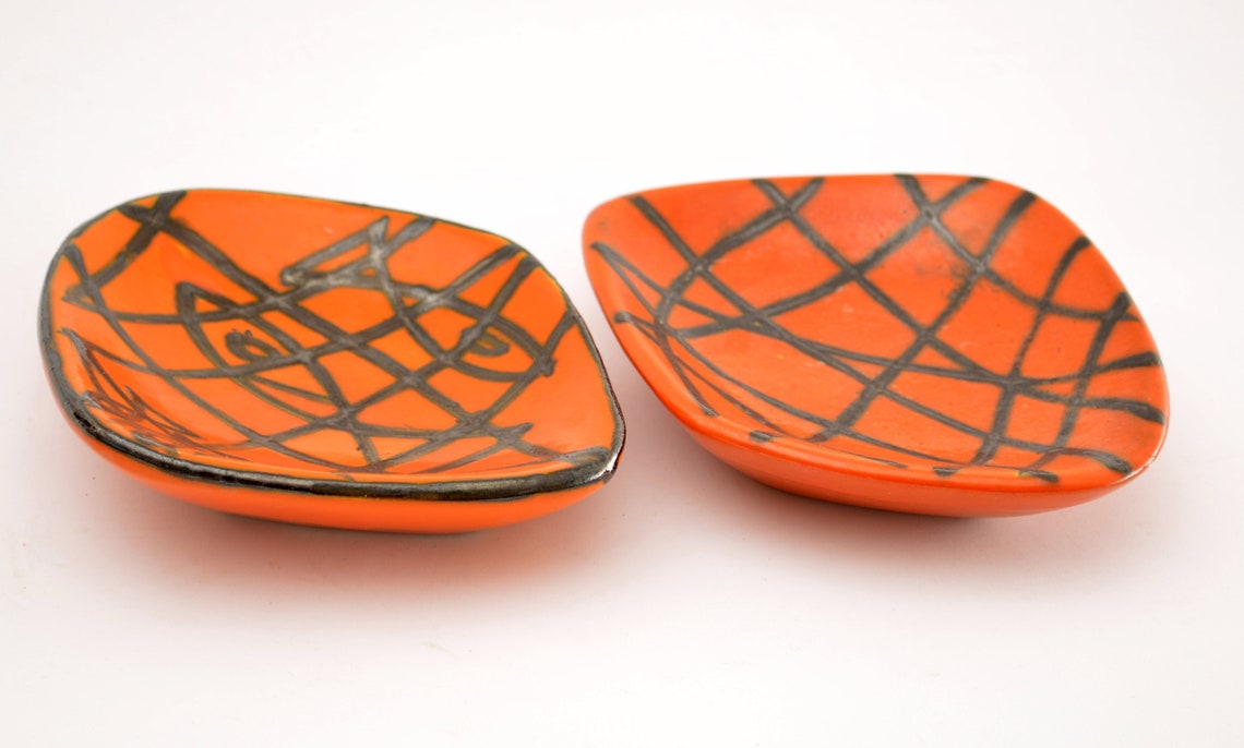 PAIR OF Small Design Serving PLATES, Mid Century Modern, Studio Art ...