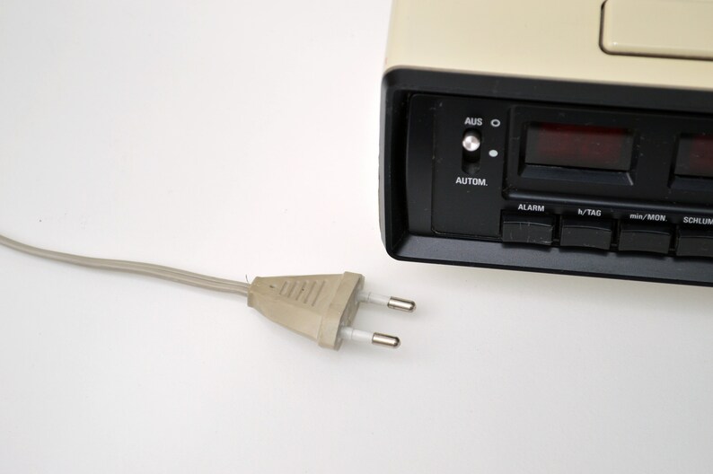 Vintage 70s GRUNDIG SONO CLOCK 150 Clock Radio Space Age - Etsy