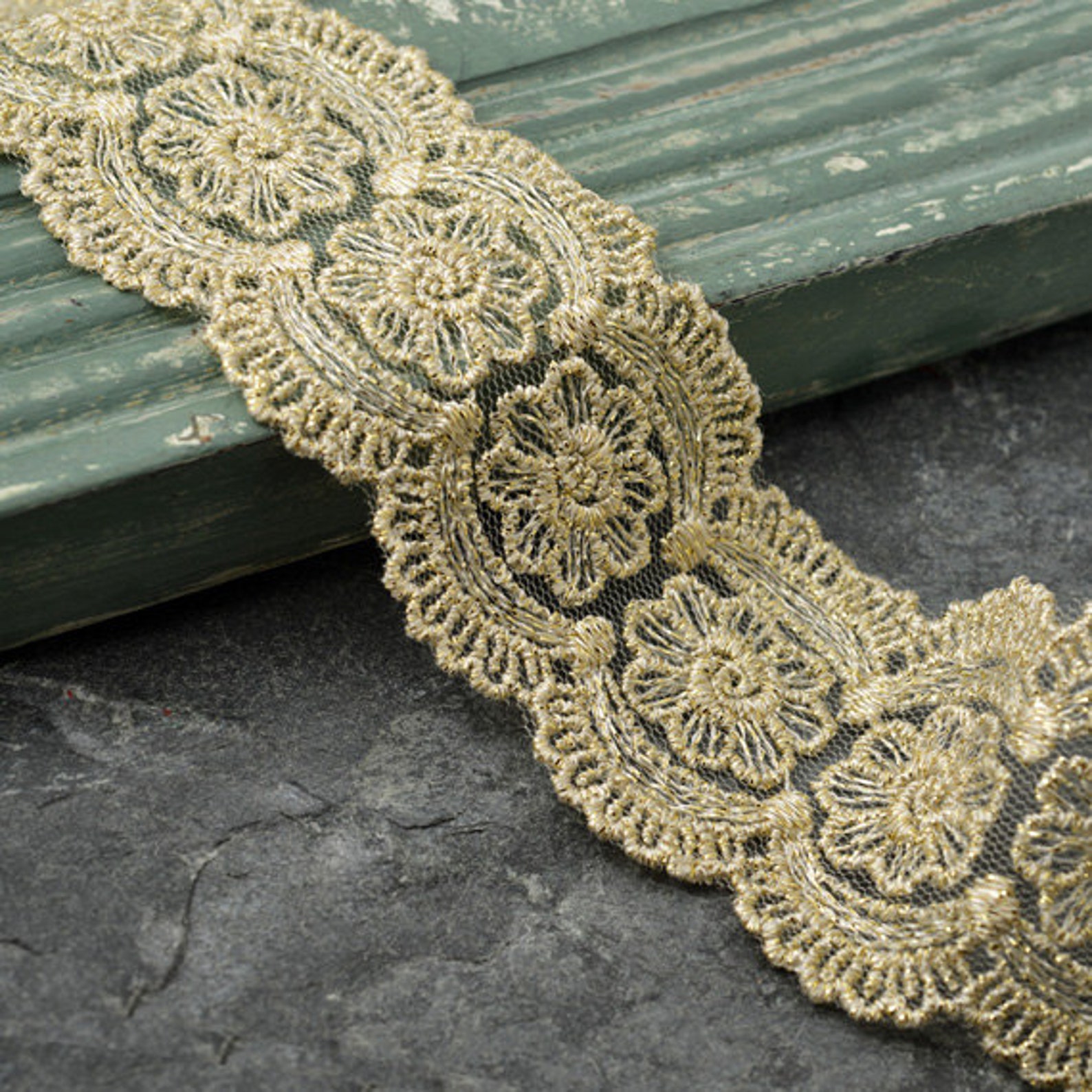 Metallic GOLD Thread Lace Trim for Bridal Costume or Jewelry - Etsy