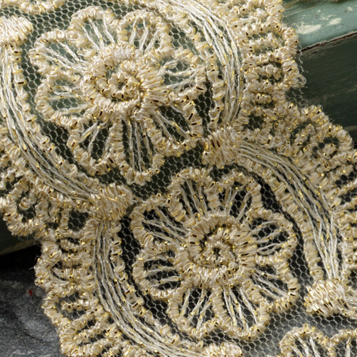 Metallic GOLD Thread Lace Trim for Bridal Costume or Jewelry - Etsy