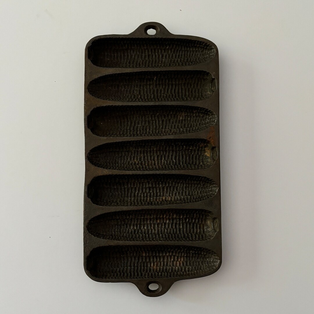 Antique Wagner Ware Cast Iron Tea Size Corn Bread Pan, Marked 1317 ...