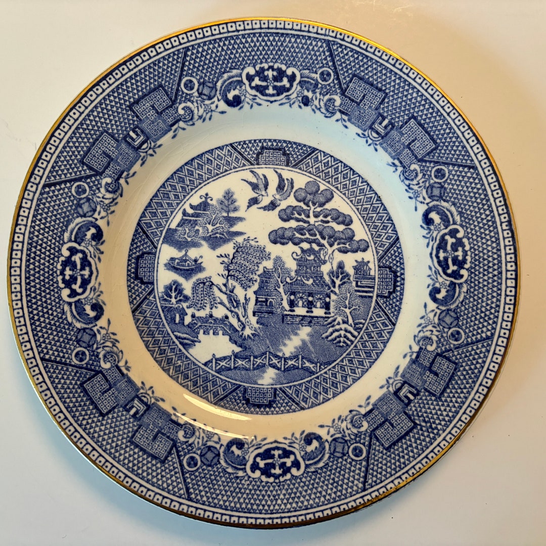 Vintage Blue Willow 7" Plate With Gold Rim. Marked Willow, Arklow ...