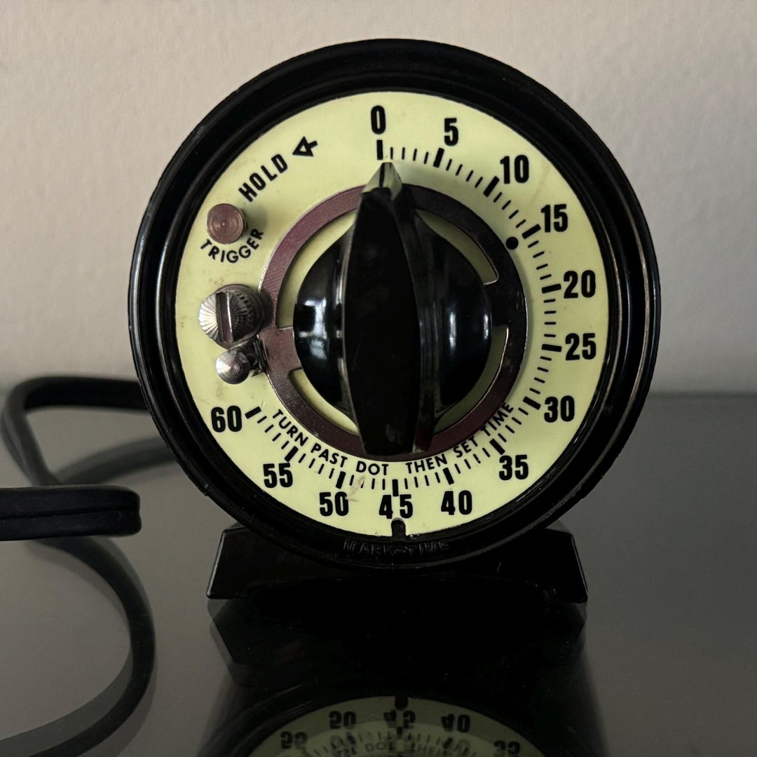 Vintage M. H. Rhodes Bakelite Analog Darkroom 60 Second Timer Clock ...