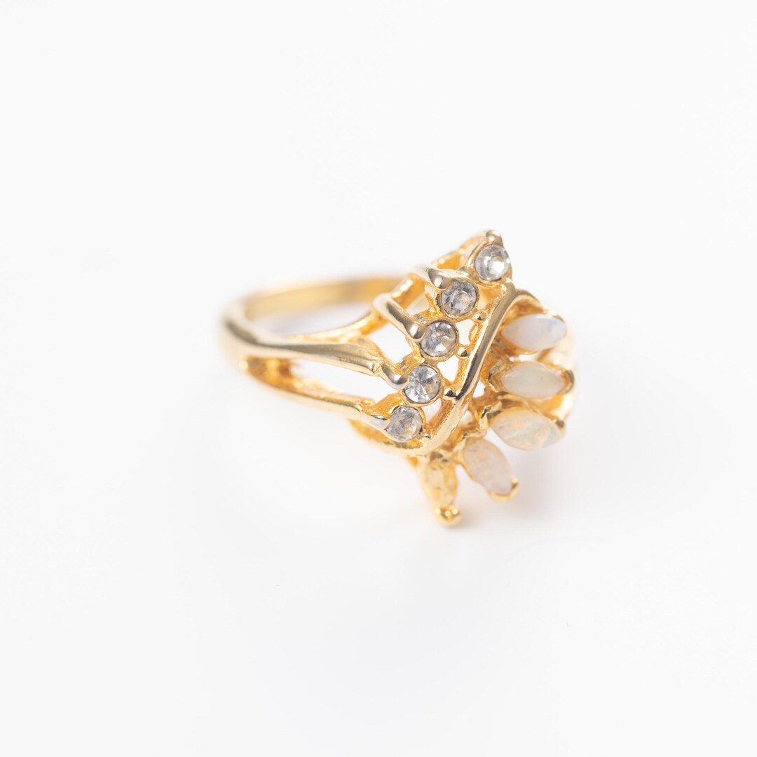 Unique Vintage MCM Uncas Ring With Opal and Rhinestone Cocktail Ring ...