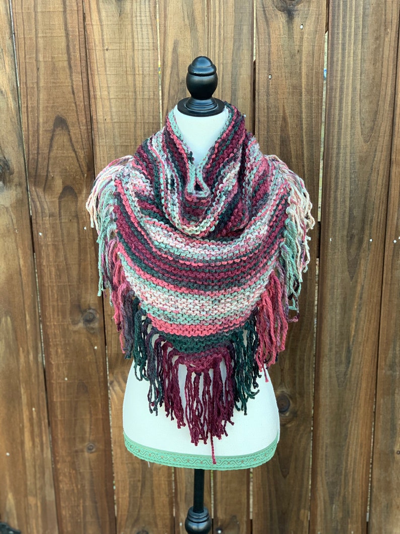 PATTERN: Knit Triangle Cowl. Scarf Fringe Quick Knit - Etsy