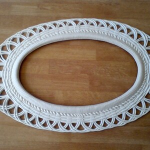 Large Oval Frame Wall Hanging Picture Frame Wall Decor White Basket ...