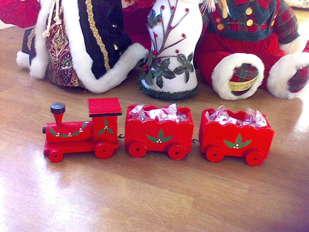 Christmas Train, Wooden Train Set, Christmas Decor, Locomotive, Caboose ...
