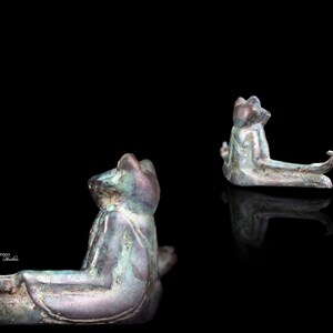 Small Frog Figurine in Lotus Sitting Position Yoga Frog Bronze - Etsy