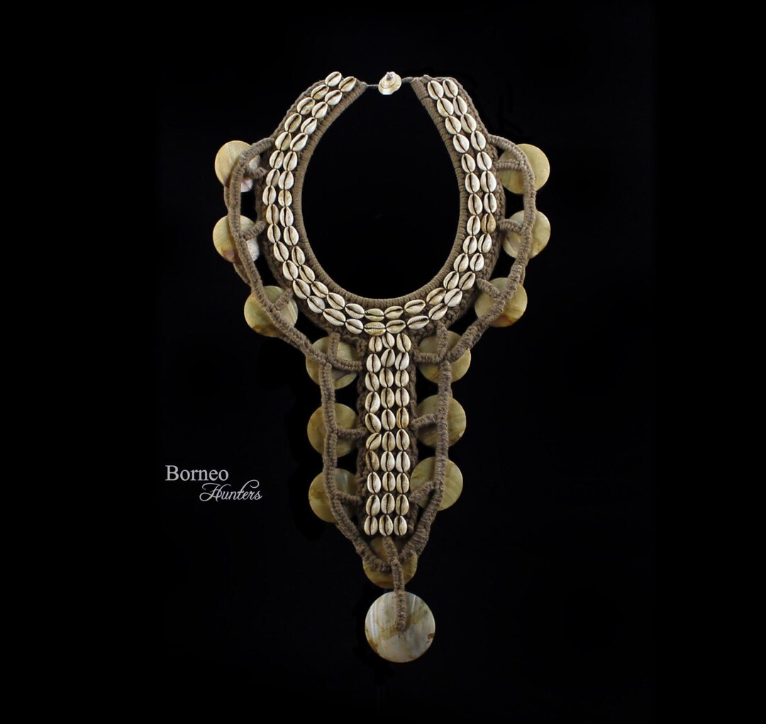 Vintage Shell Necklace Tribal Traditional Papua Ceremonial Neck ...