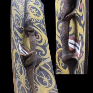 50" War Shield From Dayak Borneo Tribal Long House Wood Shield Kayan ...