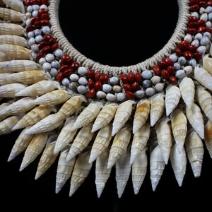 Seashell Necklace PAPUA NEW GUINEA Large Cream Braided Rope Necklace ...