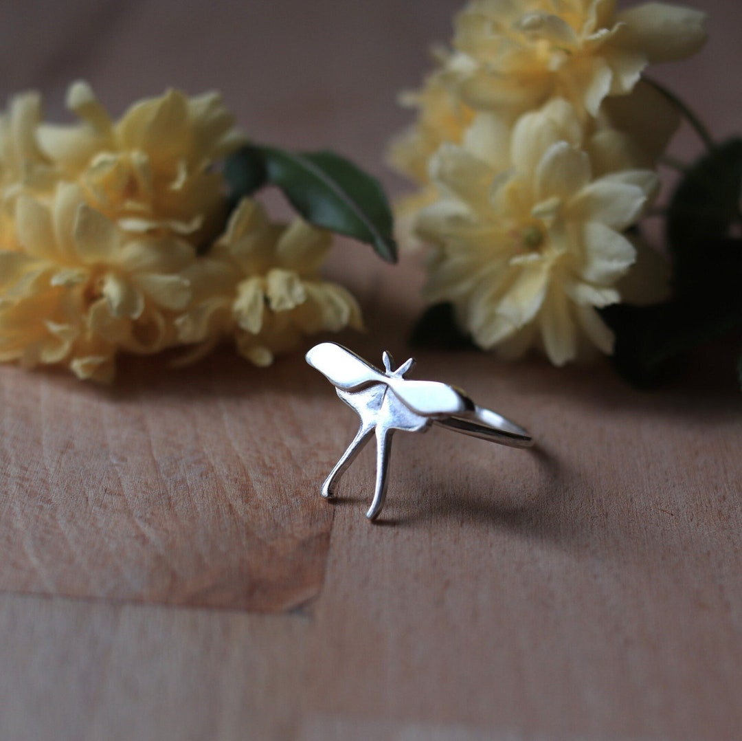 Luna Moth Silver Ring, Natural Charm and Artisan, Elegance in a Unique ...