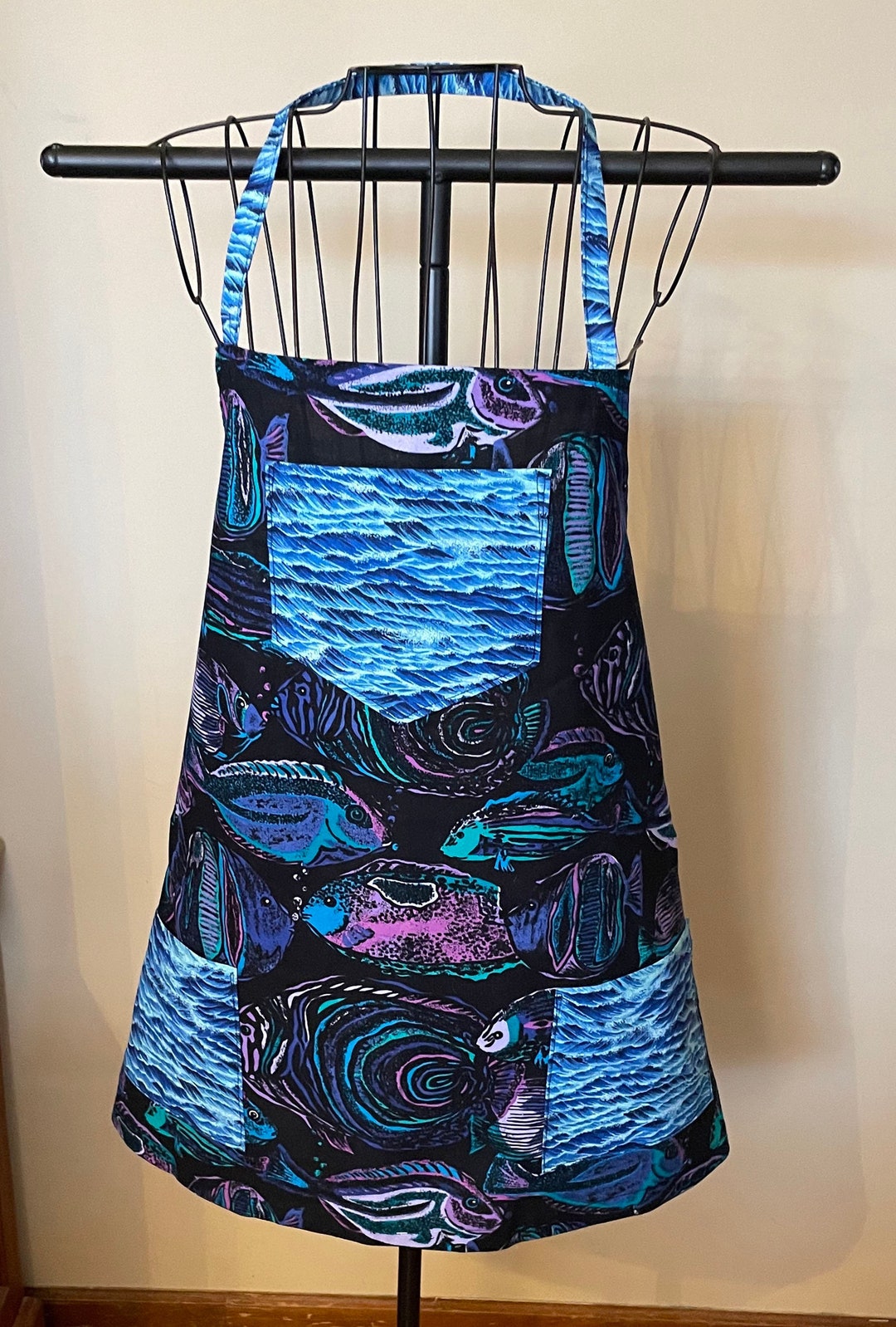 Ocean Fish BBQ Apron: Large Pocket Vendor Apron - Etsy