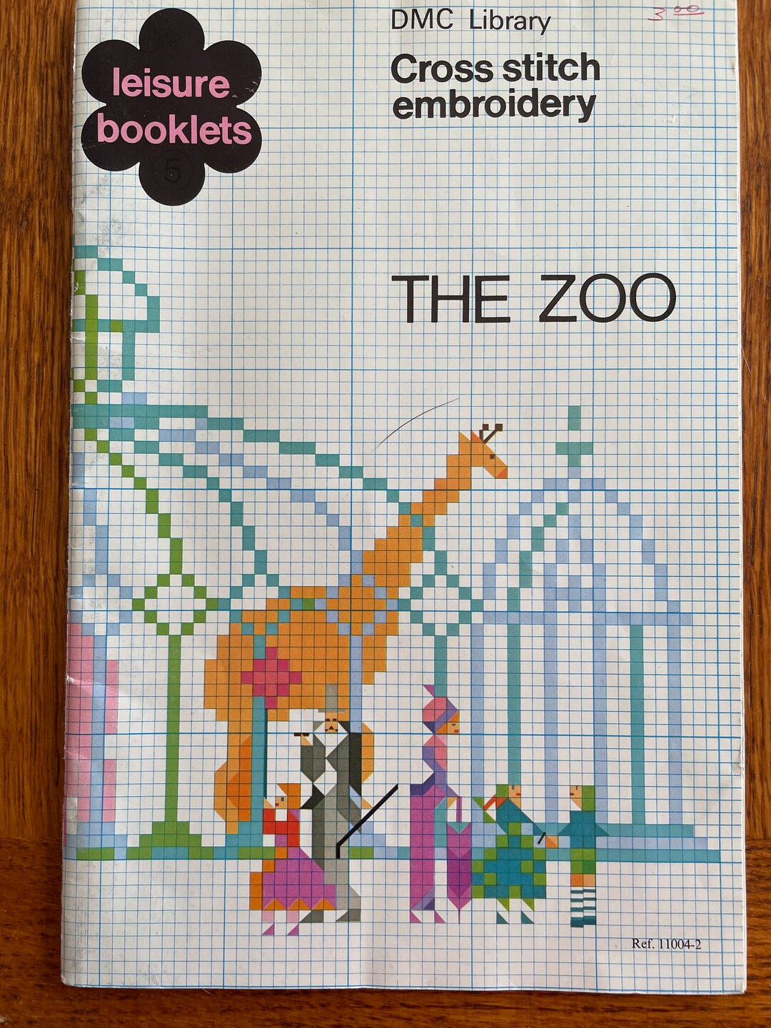 The ZOO Cross Stitch Embroidery Charts - DMC Library 32 Page Booklet ...