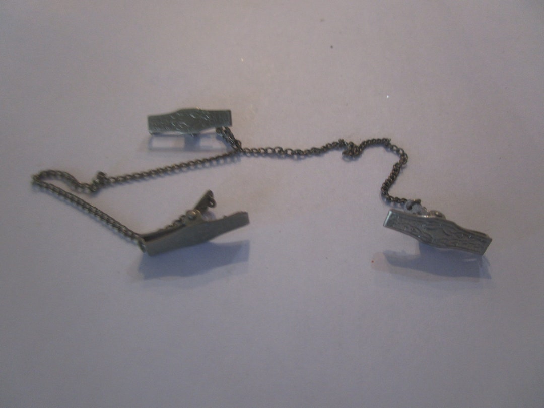 Antique Victorian Dress up 3 Way Clip & Chain Engraved - Etsy
