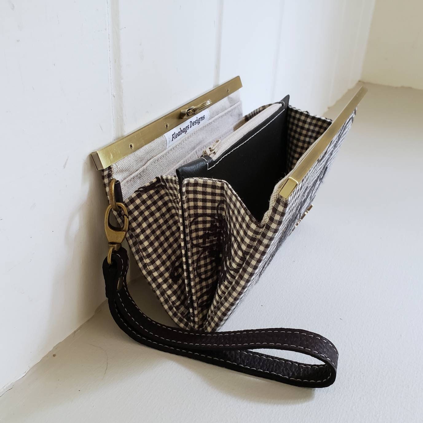 Linen wallet, applique wristlet, wallet, gift, carry all, purse, linen ...