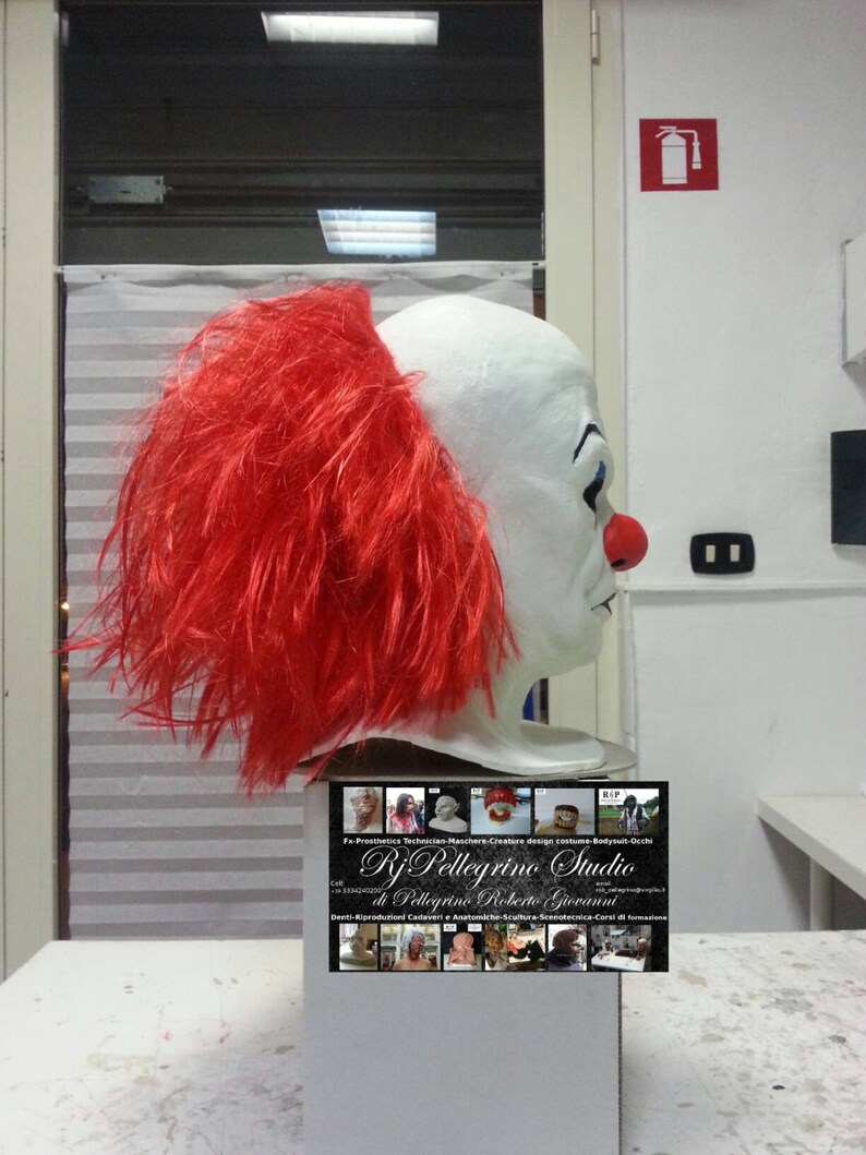 It pennywise 1990 silicone mask - Etsy Italia