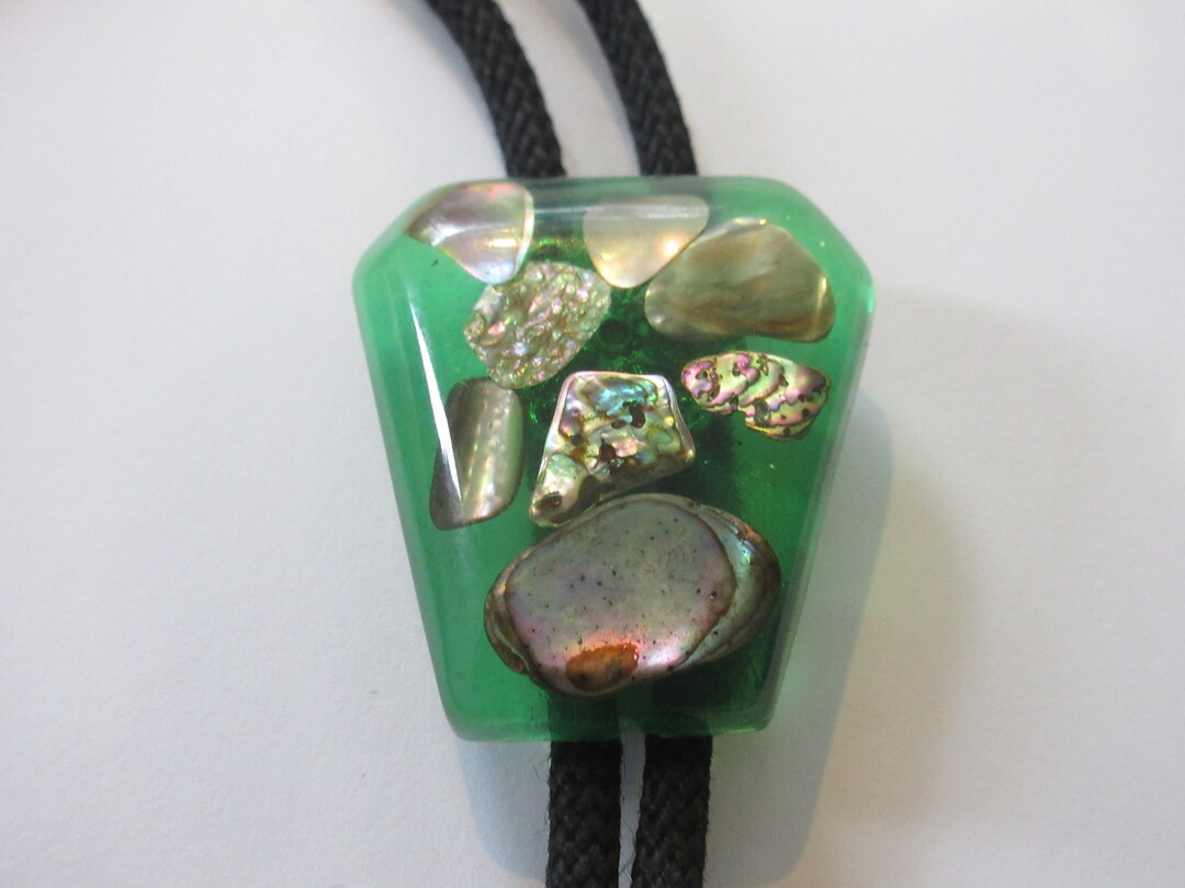 Shells Bolo Tie-gifts for Her-handcrafted Ocean Beach Acrylic Conch ...
