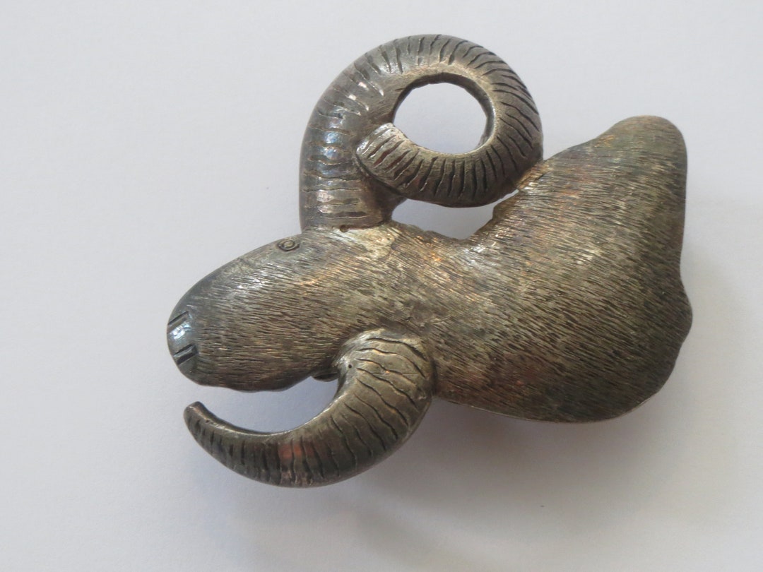 Sheep Bolo Tie, Vintage Large HEAVY Silver Tone Bighorn Sheep NRA Bolo ...