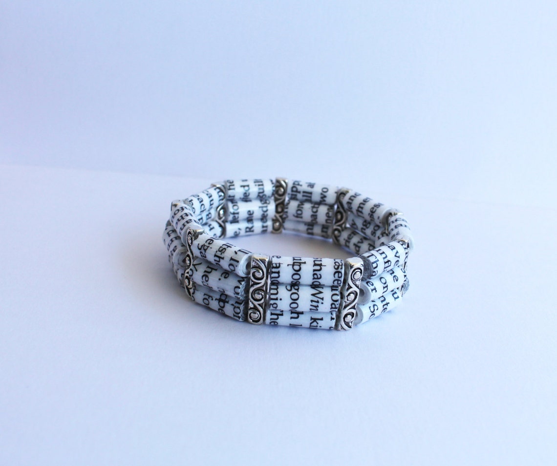 Book Page Paper Bead Bracelet - Etsy UK