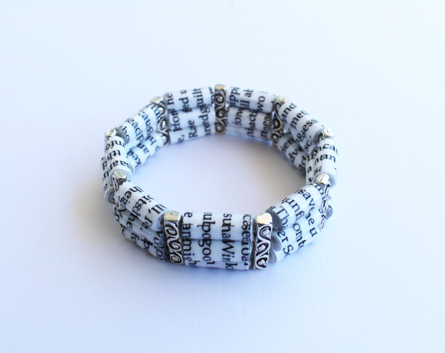 Book Page Paper Bead Bracelet - Etsy UK