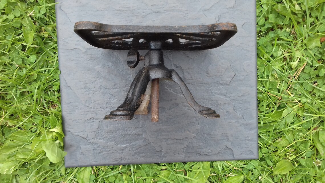 Vintage 1930 Adjustable Cast Iron Flat / Sad Iron Stand justryite - Etsy