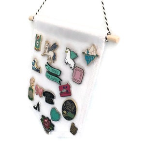 Premium Small Pin Display, Pin Badge Display, Canvas Pennant, Enamel ...