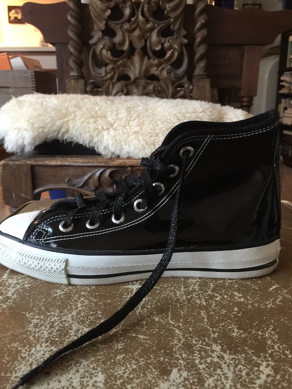 Early 90's CONVERSE Allstars Chuck Taylor Black Paten… - Gem