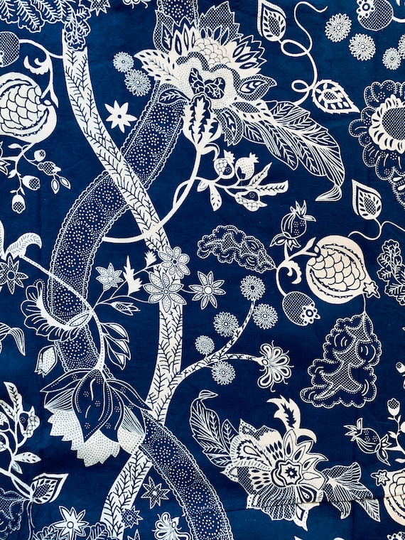 Hand Block print Indigo dyed fabric geometric print fabric | Etsy