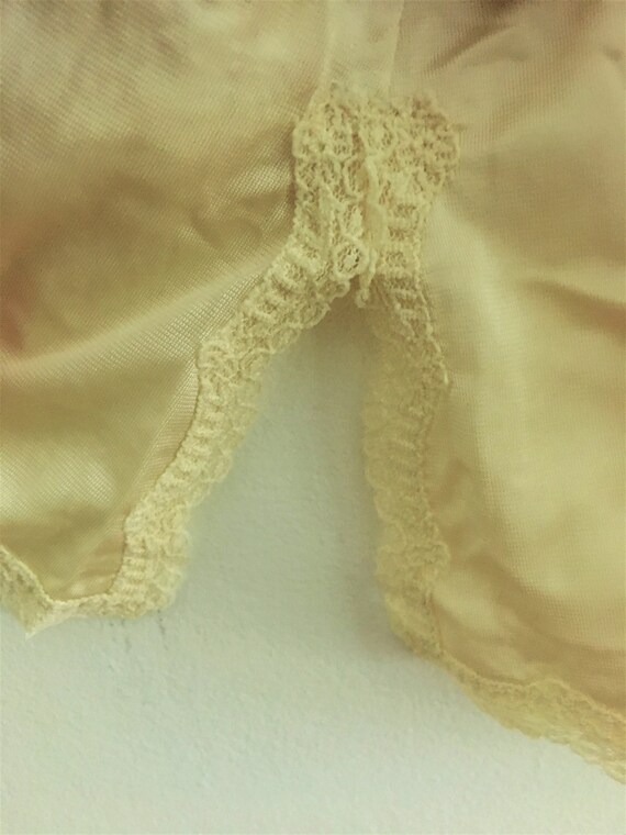 Vintage Shadowline Light Beige Half Slip Open Style L… Gem