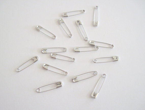 Small Silver Tone Metal Alloy Safety Pins - 100 Pack - Etsy