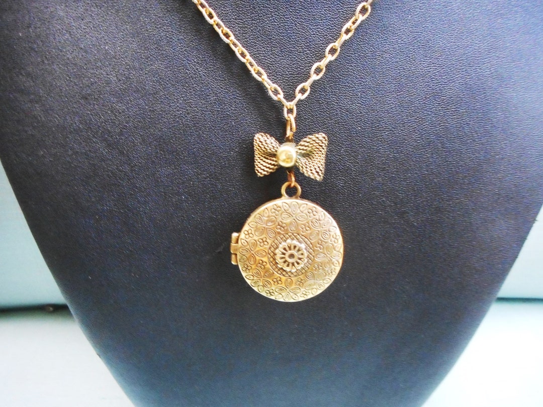 Gold Tone Vintage Solid Perfume Compact Pendant on Chain - Etsy