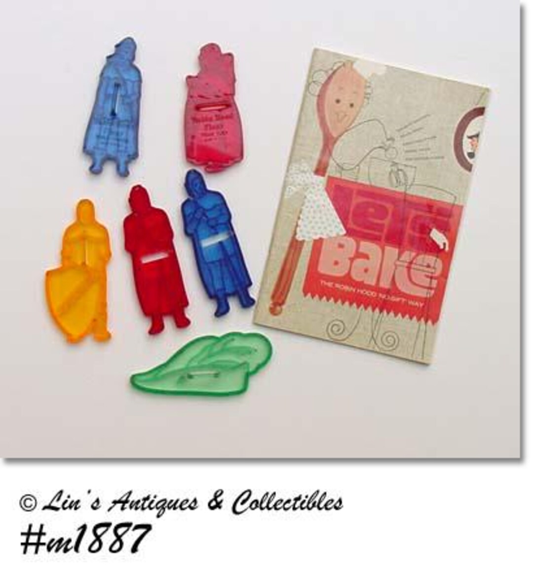 Robin Hood Flour Cookbook and Robin Hood Character Cookie Cutters (# ...