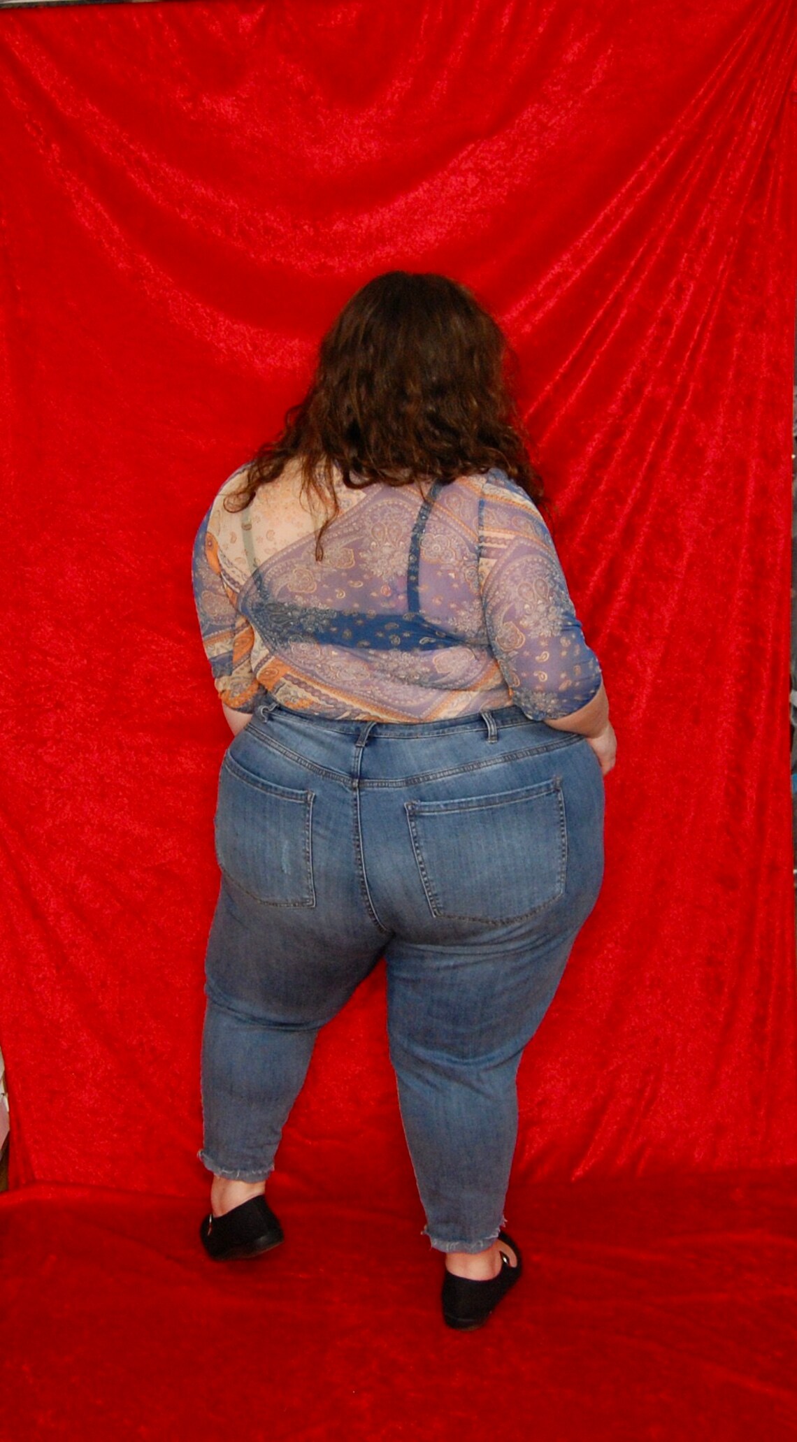 Plus-size Millennium Rodeo Looks // Y2k-era Sheer Blue and Orange ...