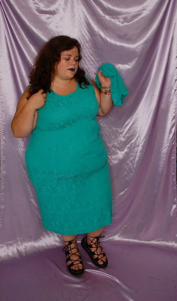 1990s Plus-Size Miss Honey Looks // Jade Green Floral… - Gem